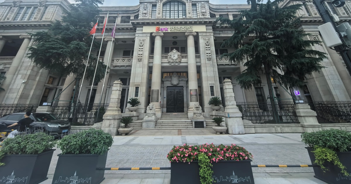 Hankow Architectural & Hidden Alleys Walking Tour | GetYourGuide