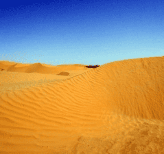 Desde Djerba : Día completo Tataouine y Chenini con dunas de arena ...