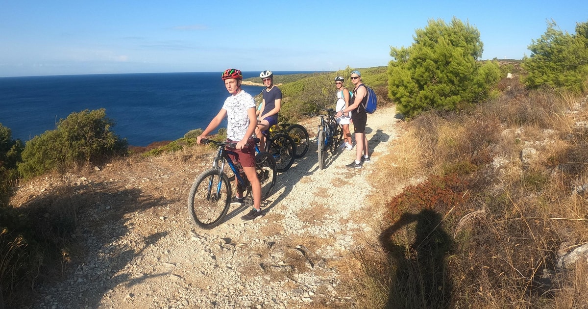 Pula: Kamenjak-cykeltur med besøg i den blå grotte og klipperne ...