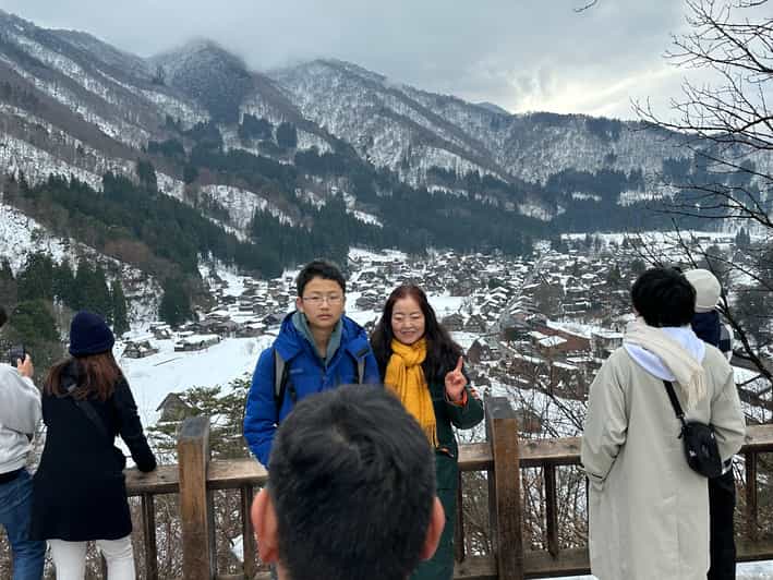Desde Toyama: Tour privado de un día a Shirakawago y Takayama ...