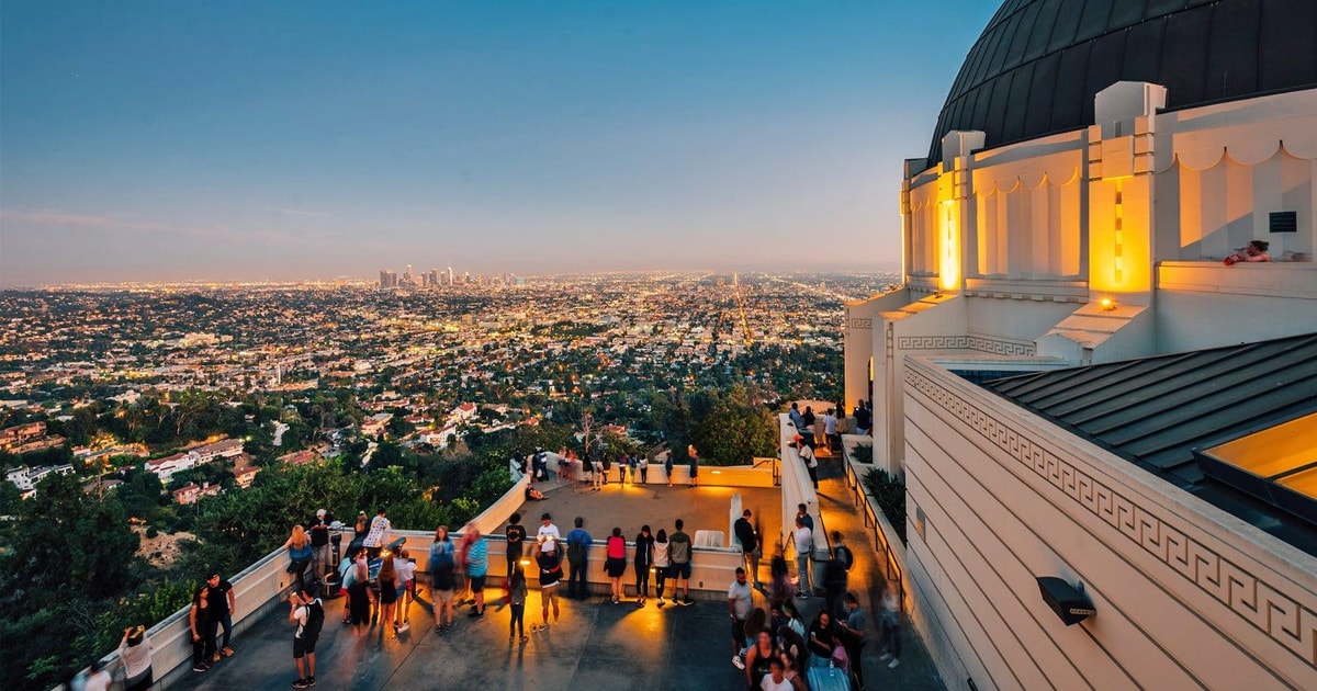 Los Angeles: Hollywood Night Tour with Griffith Observatory | GetYourGuide