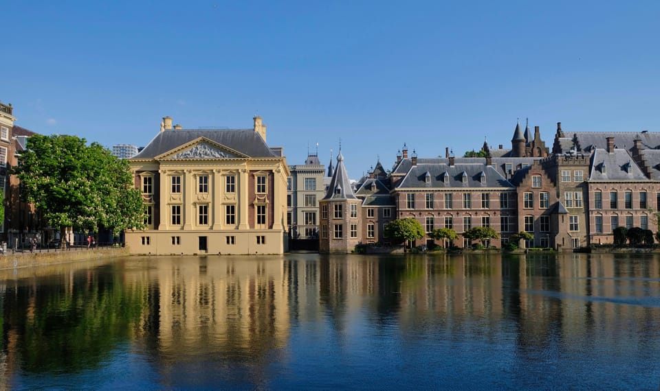 City walking tour Gilde Den Haag | GetYourGuide