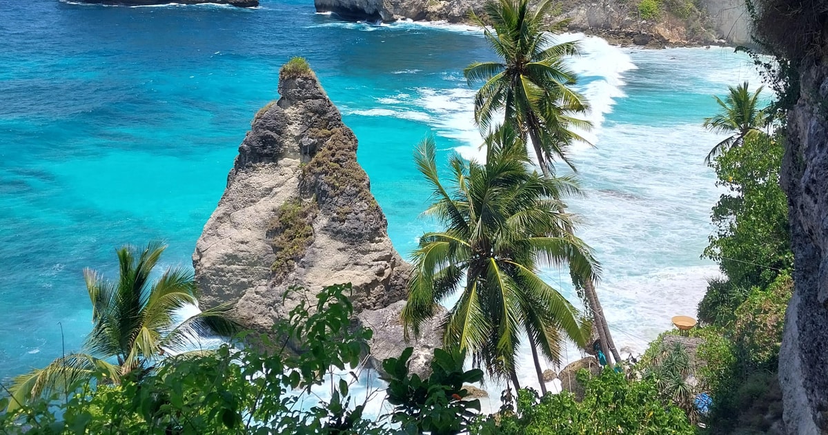 Nusa Penida: Excursión de un día con conductor local como guía ...