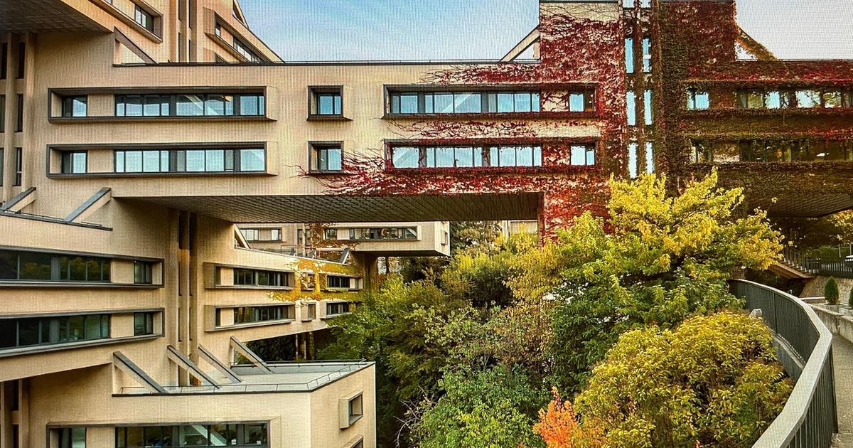 Les mégastructures de Tbilissi : des icônes du design monumental ...