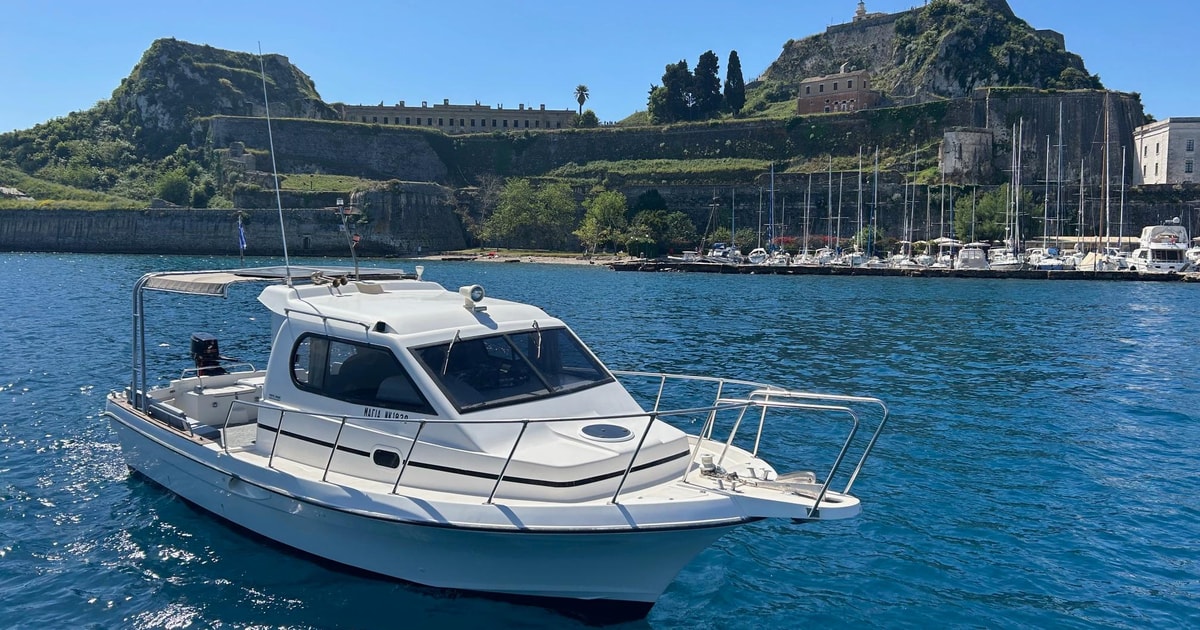 Corfú: Tour en barco privado | GetYourGuide