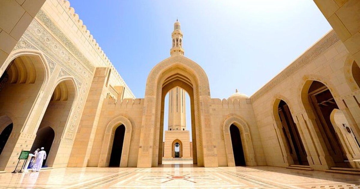 Muscat: Private City Sightseeing Guided Tour with Food Taste | GetYourGuide