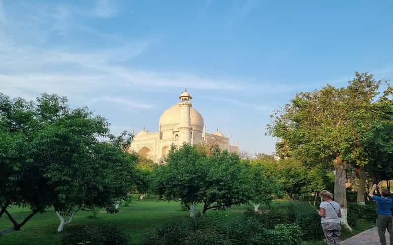 Agra: Sunrise Taj Mahal Tour with taj mahal full moon light | GetYourGuide