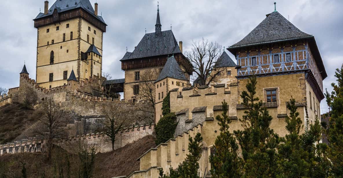 Tagestour zur Burg Karlstejn und den berühmten böhmischen Glashütten ...