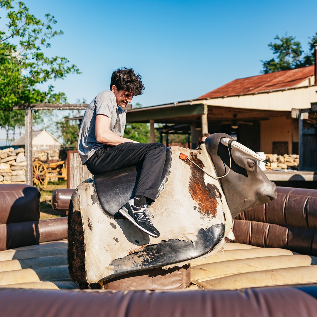 Bulverde: Saturday Night Rodeo General Admission Ticket | GetYourGuide