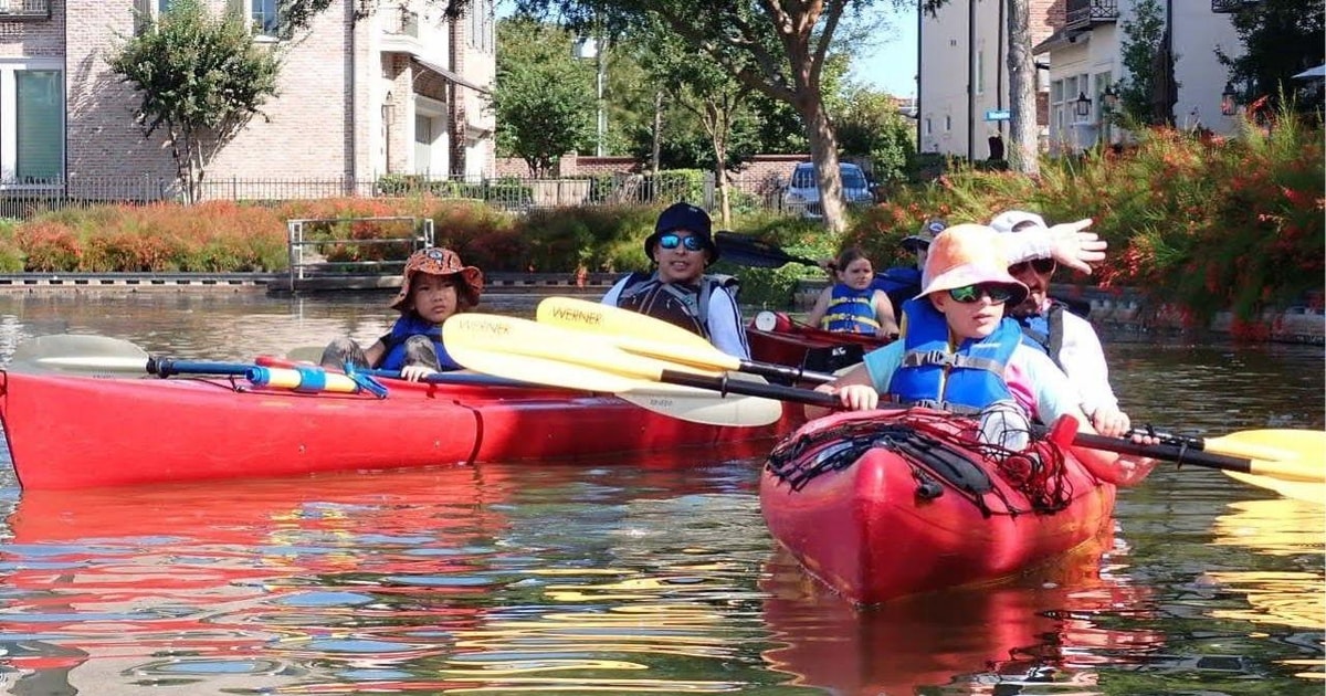 Houston: Kayaking Class for Dads and Daughters | GetYourGuide
