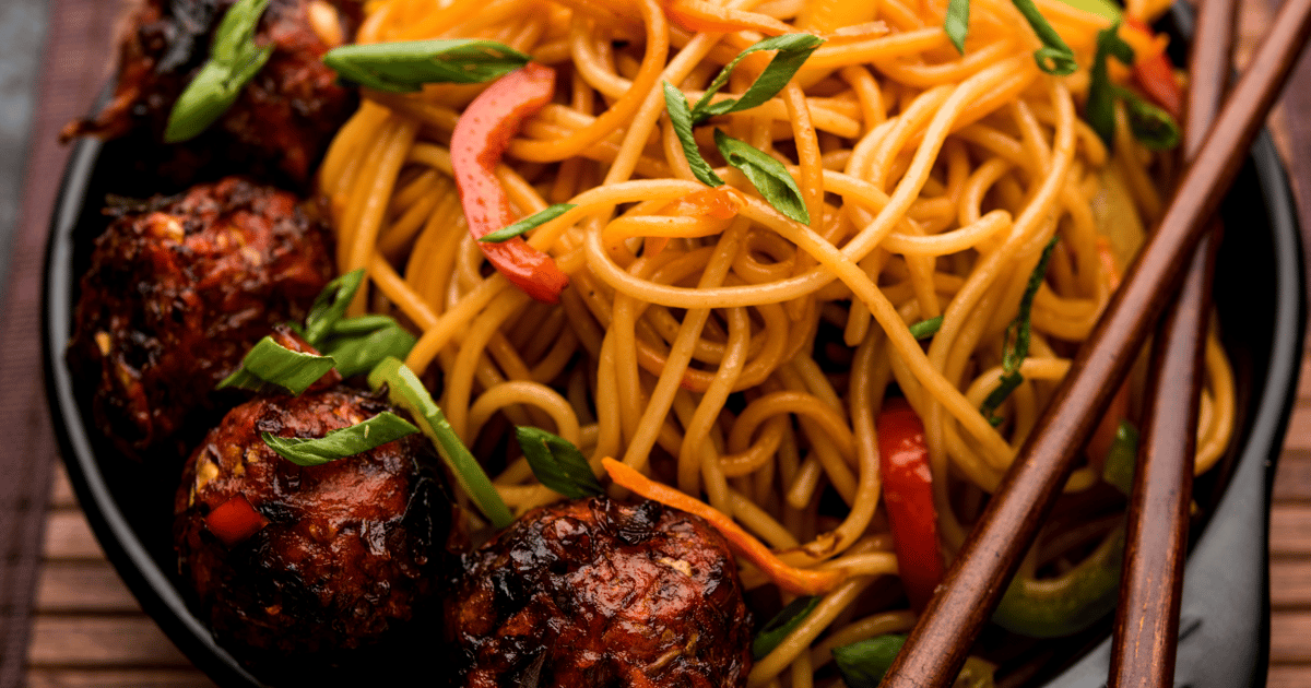 Guwahati Food Crawl (Visita guiada de 2 horas para degustar comida ...