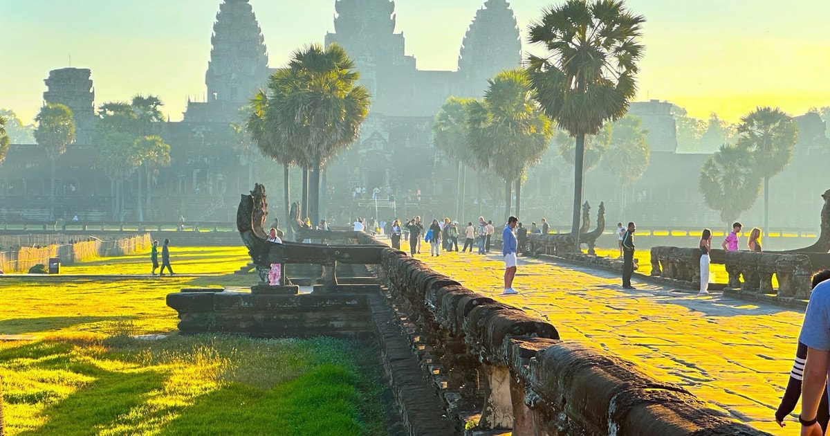 Siem Reap: Angkor Wat (Sunrise) & Banteay Srei Guided Tour | GetYourGuide
