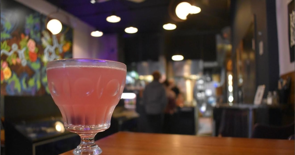 Private Seattle Cocktail Culture Tour | GetYourGuide