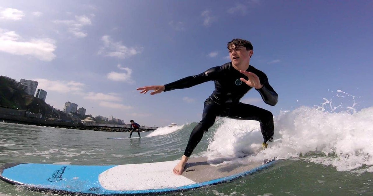 Surf als een pro in Lima: begin vandaag nog met surfen! | GetYourGuide