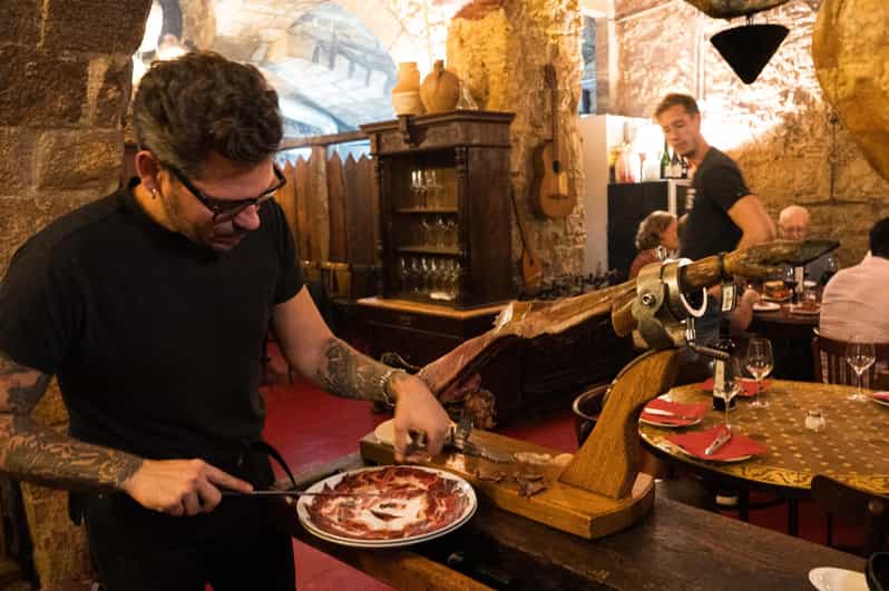 Barcelona: El Born and Gothic Quarter Wine & Tapas Bar Tour | GetYourGuide
