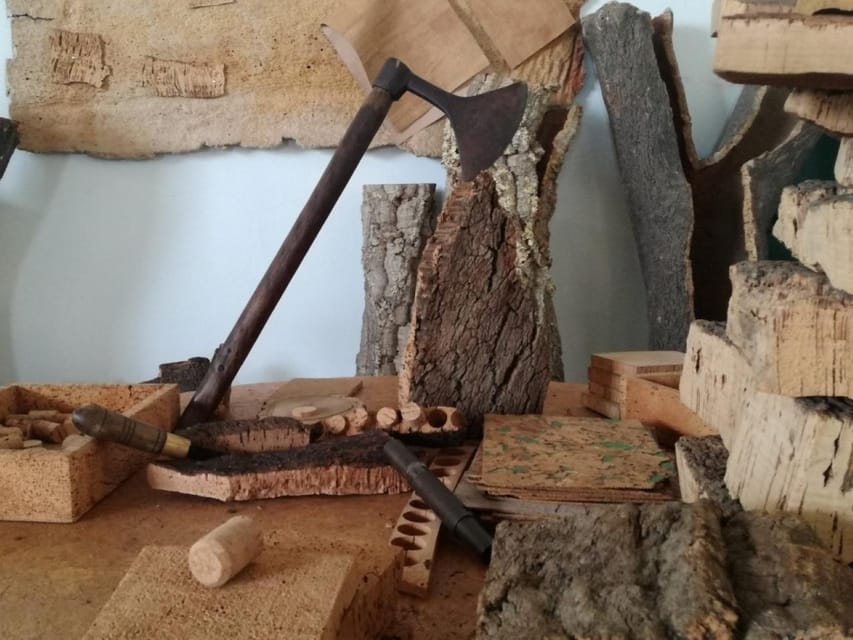 Producción de corcho, Vino, Comida, Templo de Diana y Capilla de los ...