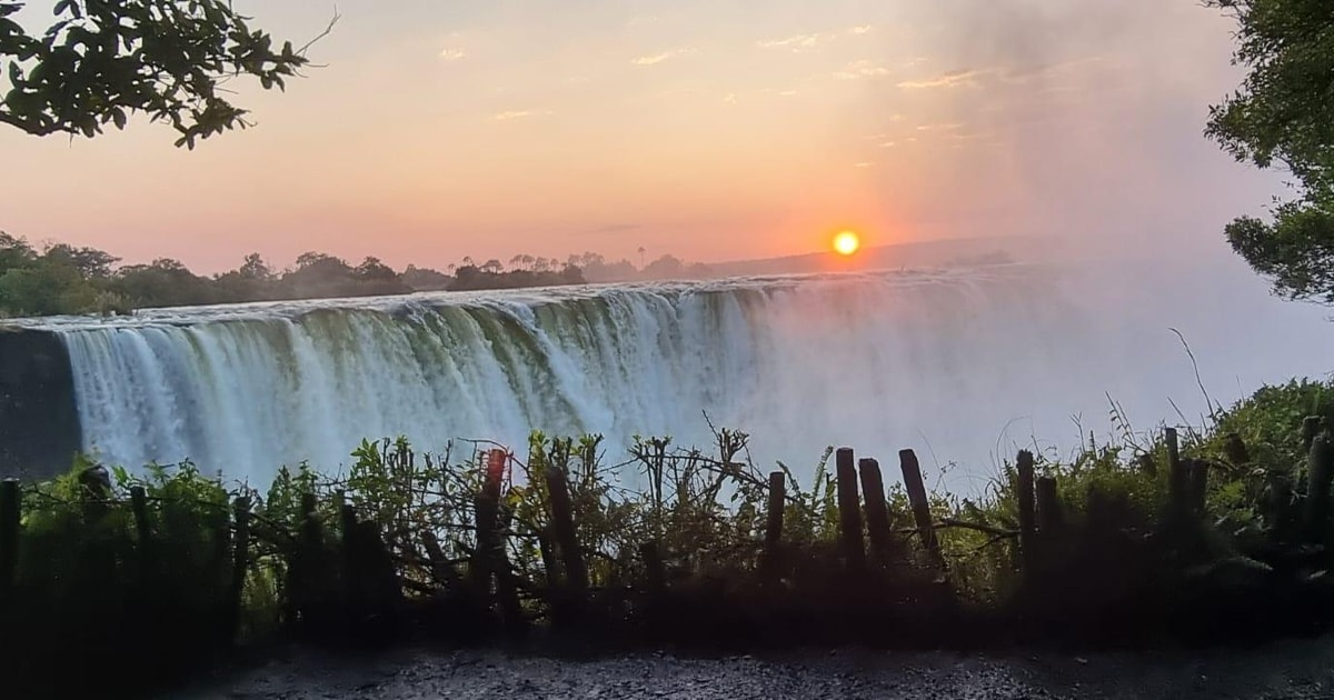 Cascate Vittoria: tour fotografico all'alba delle cascate | GetYourGuide
