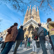 Barcelona: Sagrada Familia Entry Ticket and Guided Tour - 2026 ...