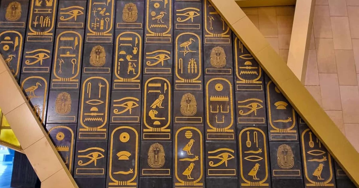 Großes Ägyptisches Museum und Kamelritt Tour | GetYourGuide