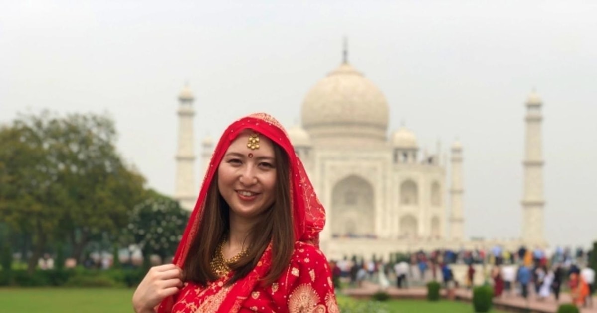 Agra Taj Mahal Vip Tickets with Authentic Indian dress Rent | GetYourGuide