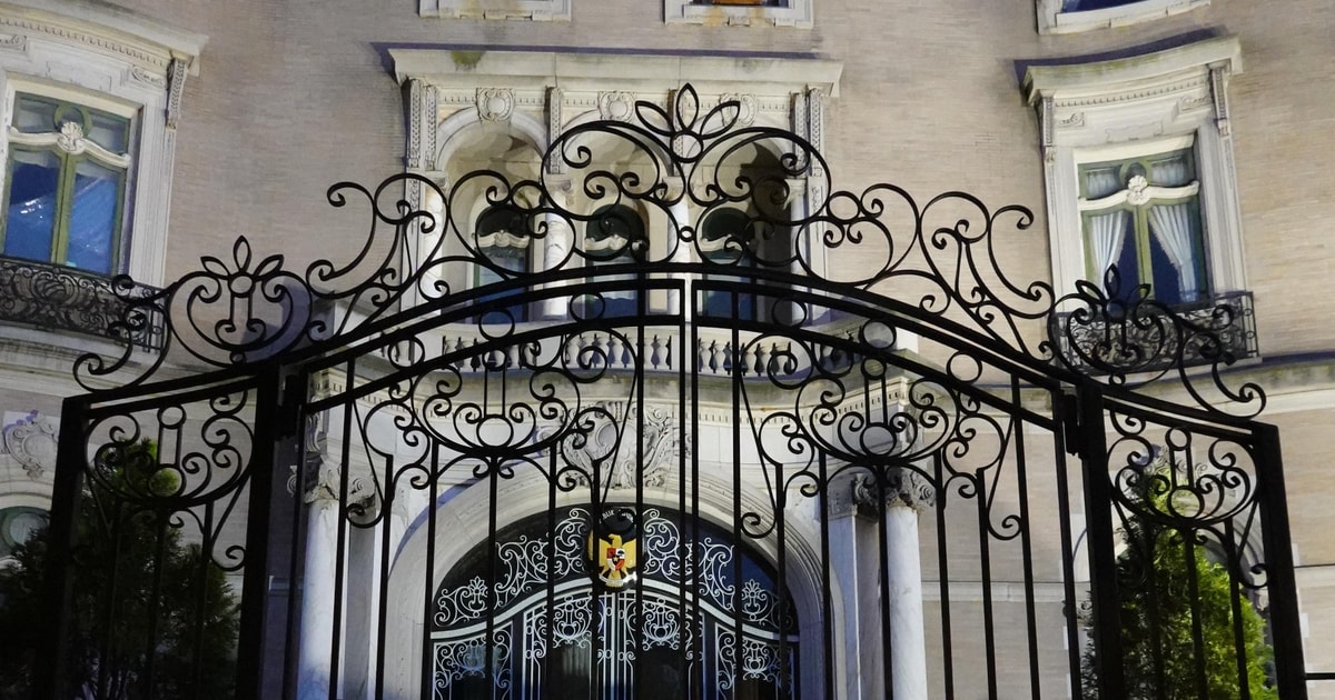 Dupont Mansions of the Gilded Age – Abendlicher Rundgang | GetYourGuide