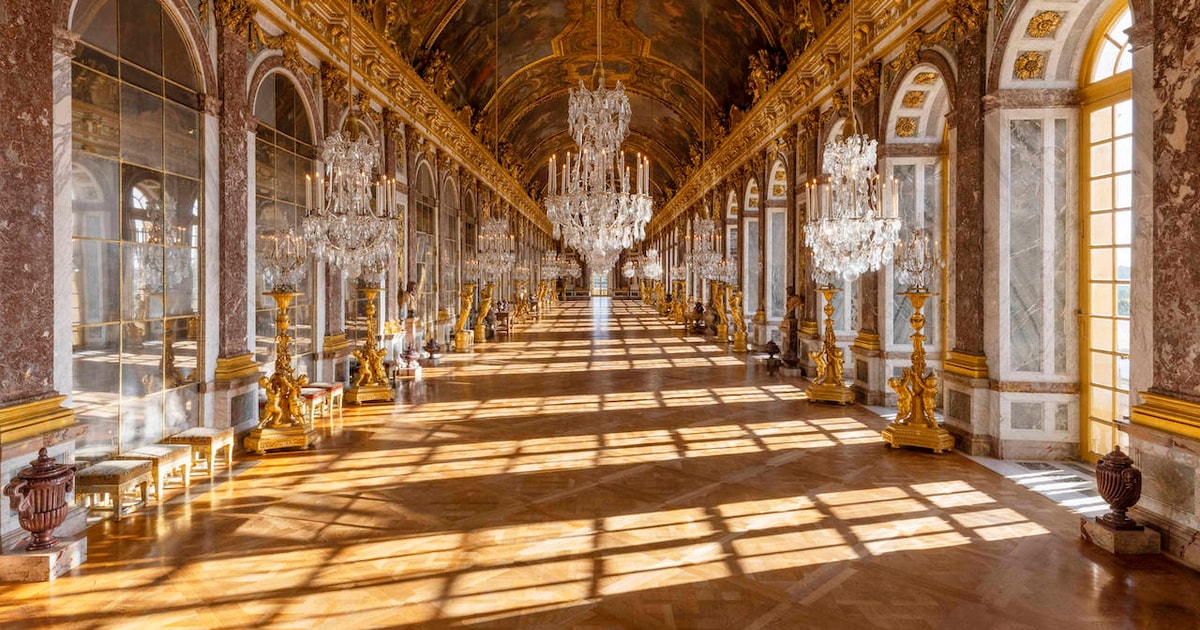 Dagsutflykt till slottet Versailles + Paris Hop On Hop Off | GetYourGuide