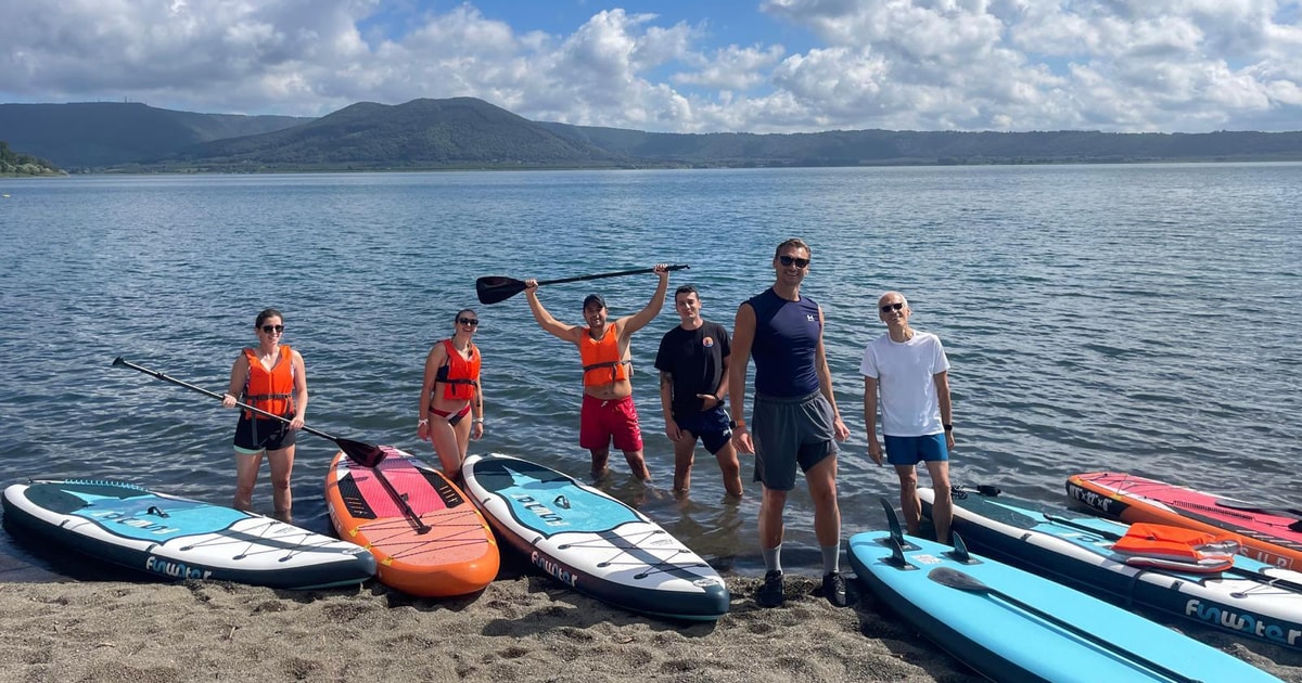 Lago di Vico : Noleggio di SUP e Canoe per visitare il lago | GetYourGuide