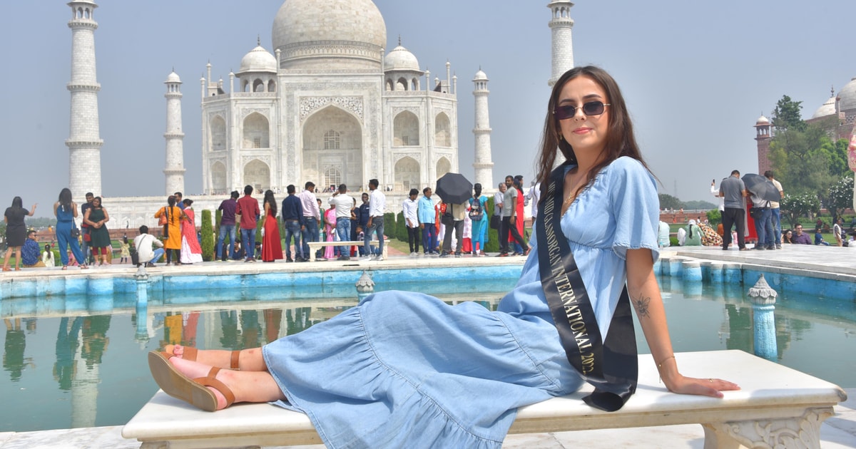 Da Delhi: Tour privato del Taj Mahal e di Agra con pranzo 5* | GetYourGuide