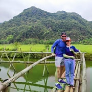 Hanoist: Halongi laht 3 päeva klassikaline kruiis, kajak, jalgratas ...