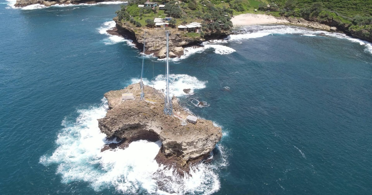 Yogyakarta : pindul cave, oyo river & timang beach adventure | GetYourGuide