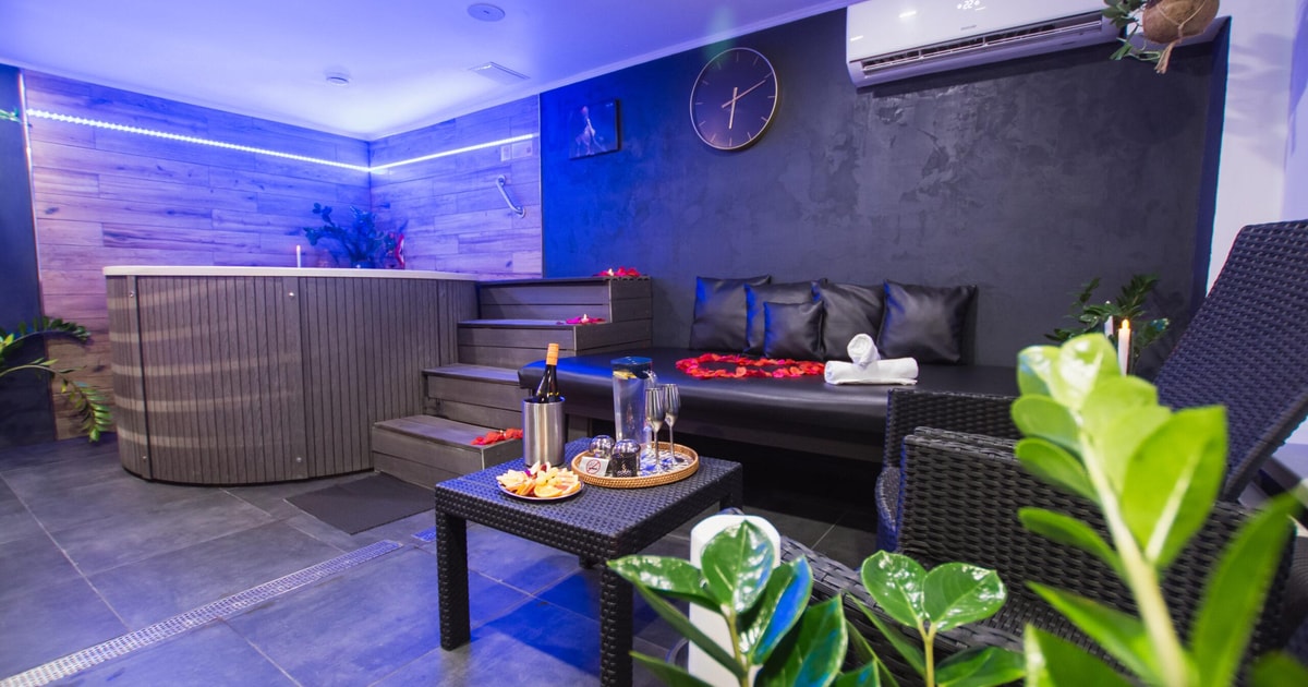 Praga: Moderna Spa privata con vasca idromassaggio e sauna | GetYourGuide