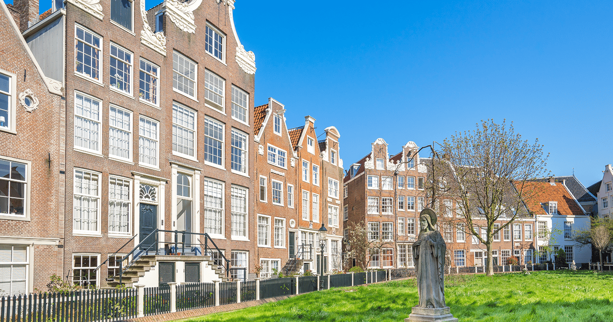 Konsert i Amsterdam: Konsert med klassisk musik på Begijnhof | GetYourGuide