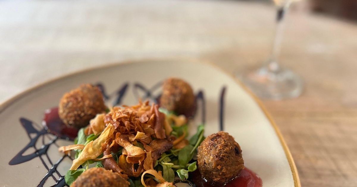 Edinburgh: 4-Hour Guided Food and Drink Tour | GetYourGuide