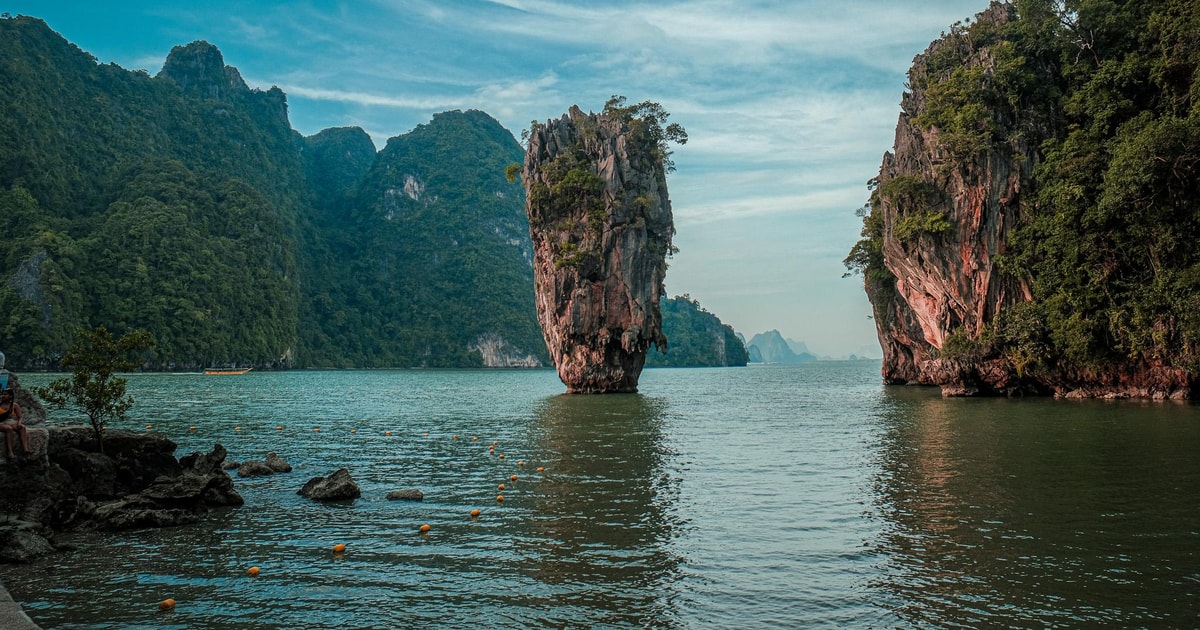 Phuket: Isola di James Bond e Baia di Phang Nga con uno yacht Premium ...