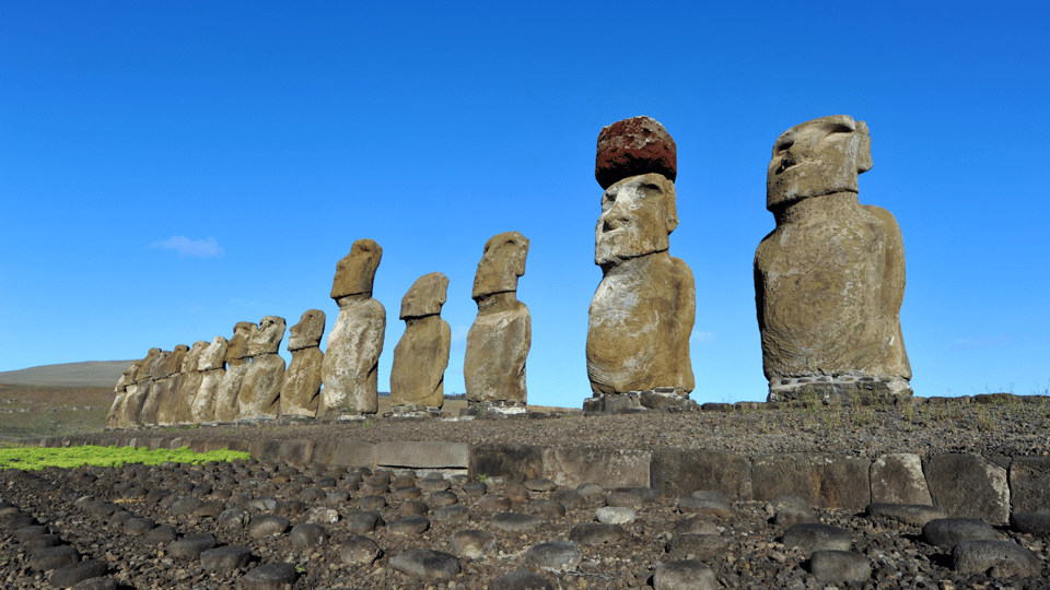 The Moai Factory: The mystery behind the volcanic stone stat | GetYourGuide