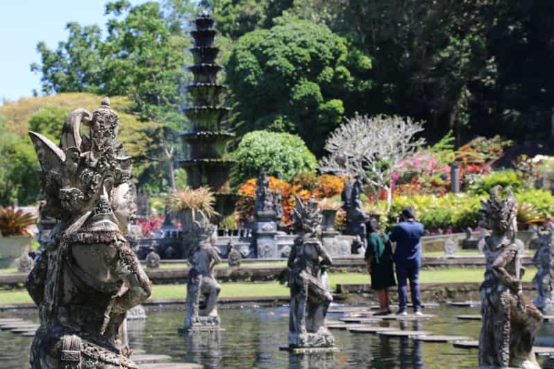 Gebug Ende Danza de Combate y Gira Icónica por Bali Oriental | GetYourGuide