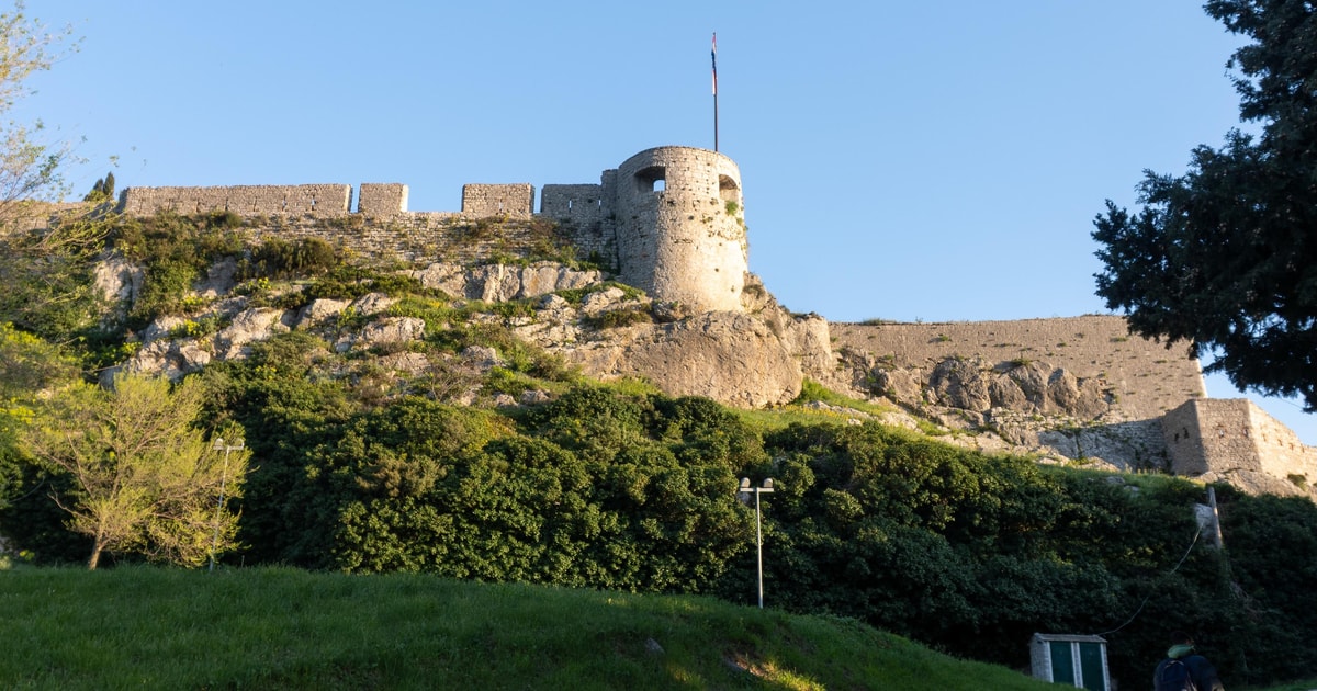 Split: historische tour door Salona, het fort van Klis en Trogir ...
