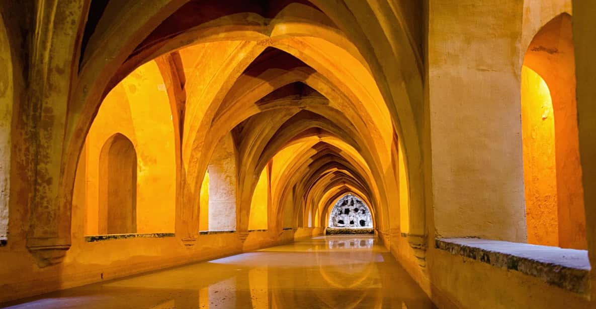 Passeio pelo Alcazar de Sevilha | GetYourGuide