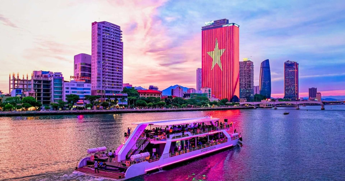 Da Nang: Han River Dinner Cruise with Tiên Sa Show | GetYourGuide