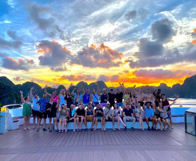 DELUXE CRUISE HALONG: SUNG SOT CAVE– TITOP ISLAND– LUON CAVE | GetYourGuide