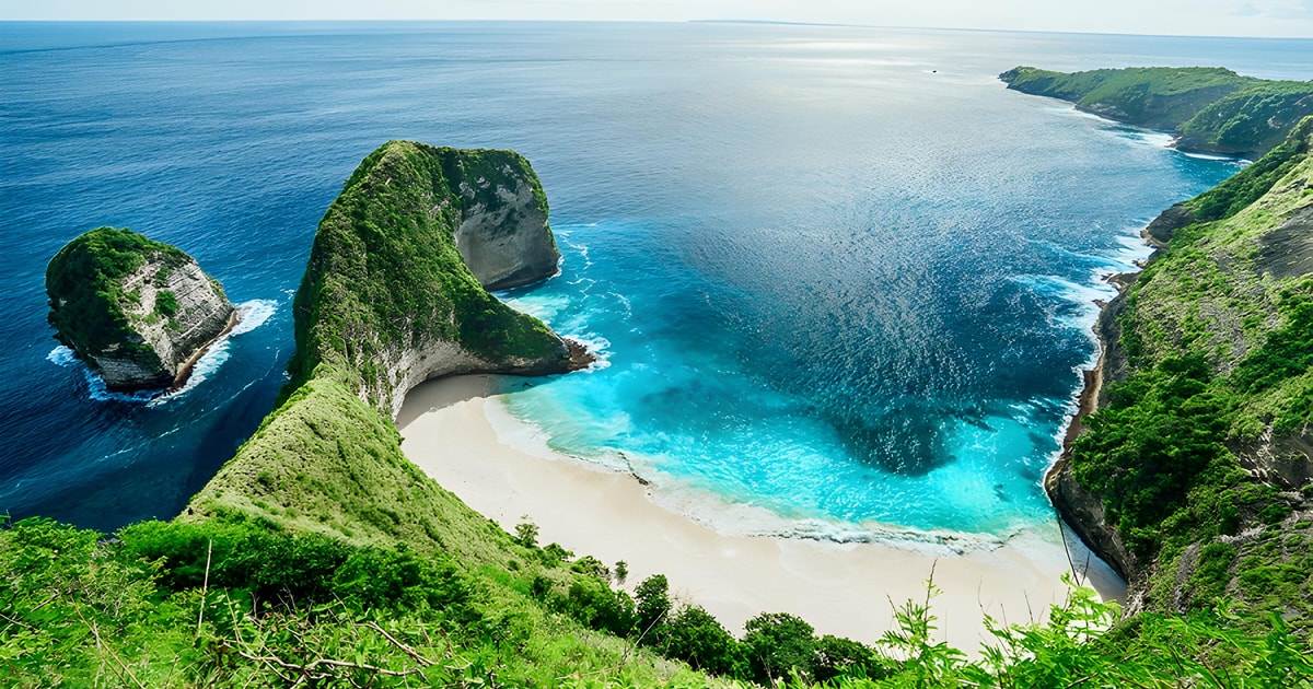 Best Nusa Penida Island : Bali Instagrammable Destinations | GetYourGuide