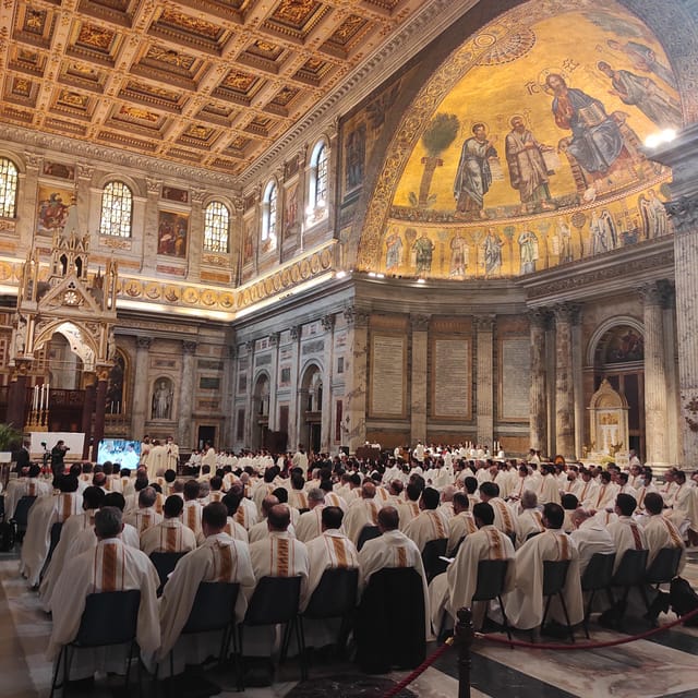 Rome: Colosseum, Vatican Museum & Sistine Chapel Guided Tour | GetYourGuide