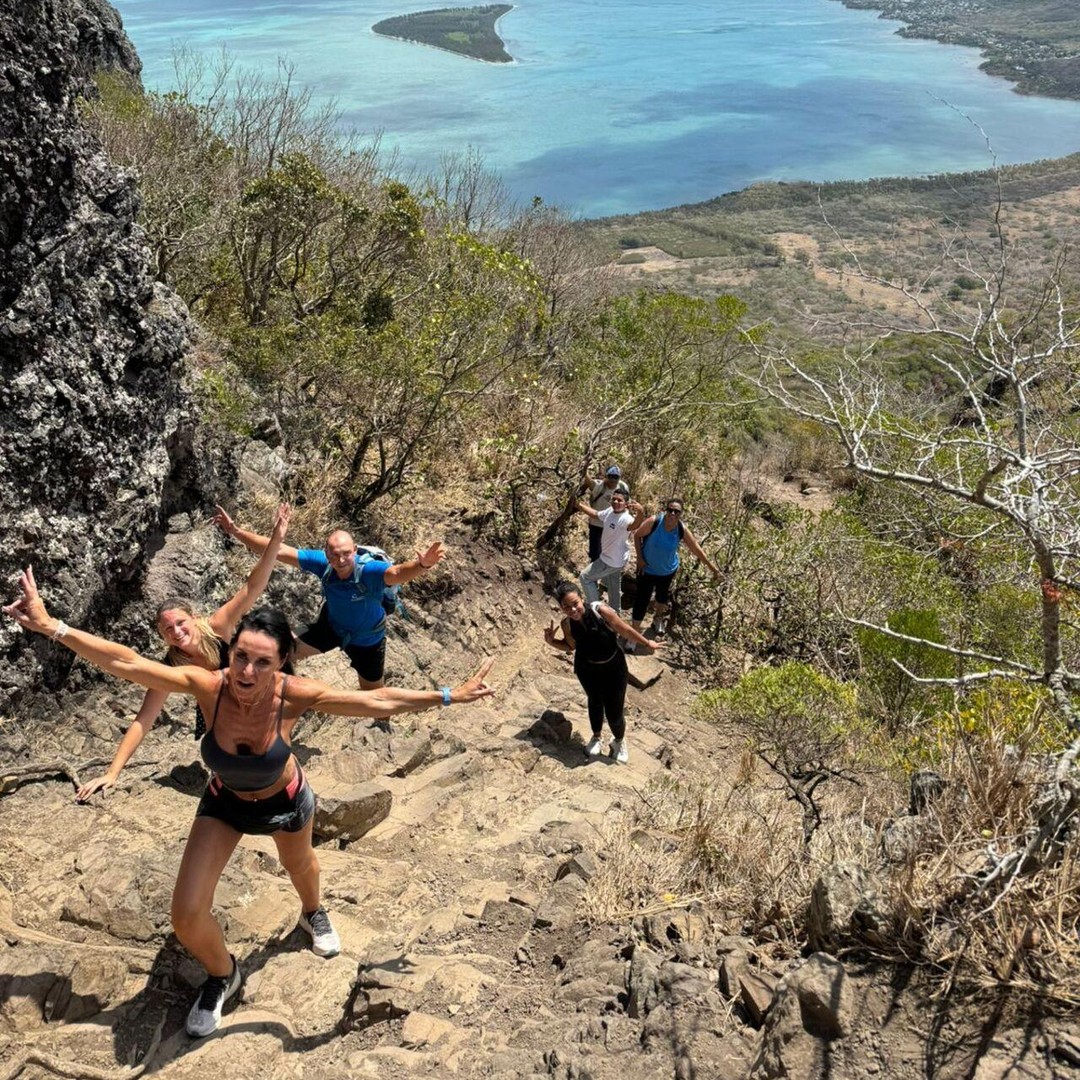 毛里求斯：Le Morne Brabant 徒步旅行，感受历史气息 | GetYourGuide