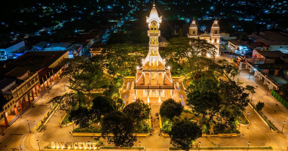 Guided tour of San Vicente, Historic Center, and Apastepeque Lagoon ...
