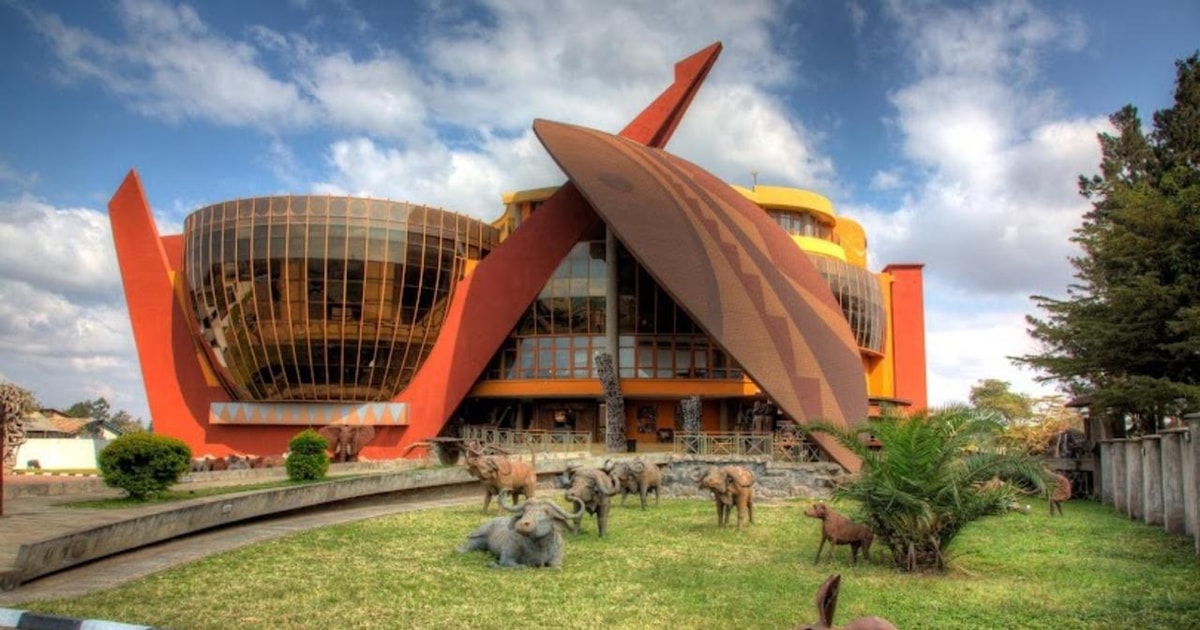 Arusha: Şehir Yürüyüş Turu Tarihi ve Modern Öne Çıkanlar | GetYourGuide