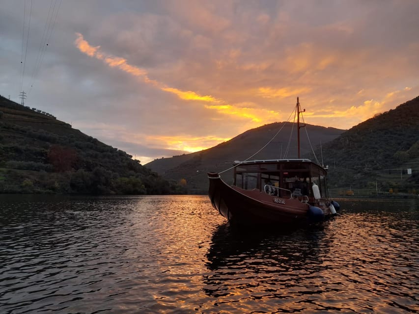 Pinhão: Sunset Speedboat Tour | GetYourGuide