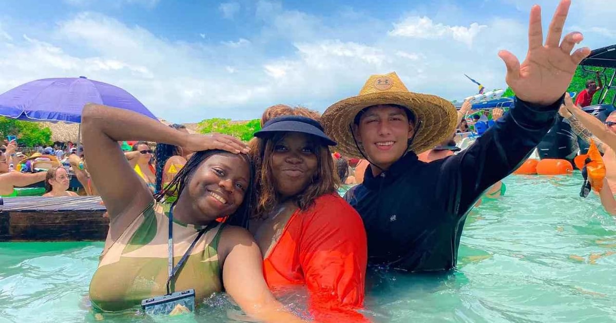 Cartagena: Tour en Islas del Rosario y Barú, bebidas, Snorkel y ...