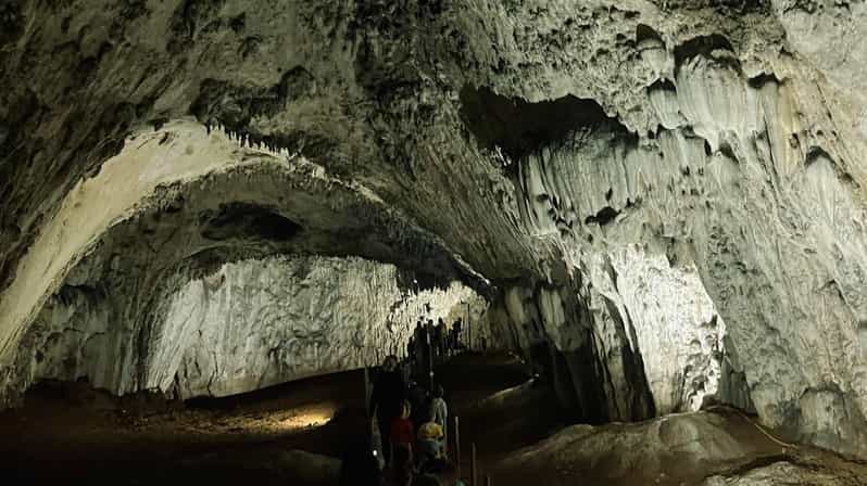 Cueva de Bijambare y Parque de la Primavera de Bosnia: Excursión desde ...