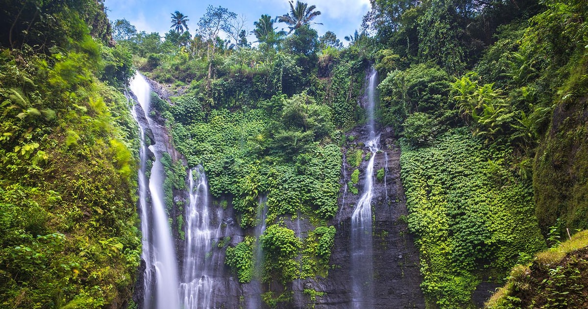 Munduk: Banyu Wana und Sekumpul Wasserfall Trekking Tour | GetYourGuide