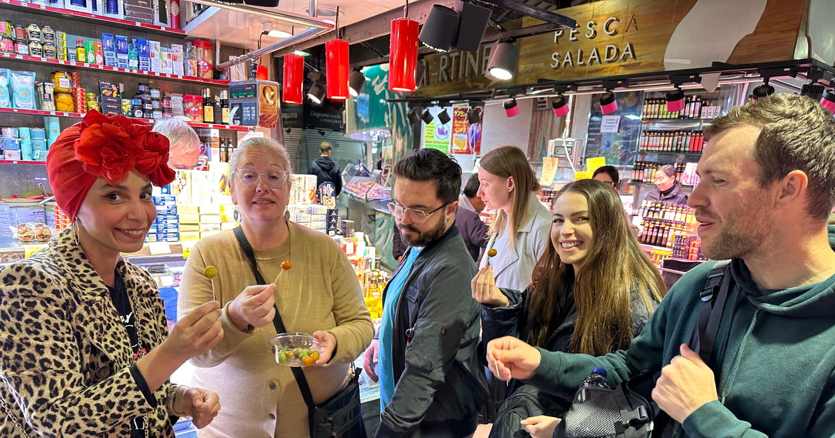 Barcelona: Street Food & Sightseeing Tour with Local Market | GetYourGuide